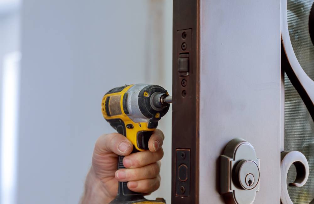 Profesyonel Çilingir Nasıl Çalışır? | TurAssist Blog